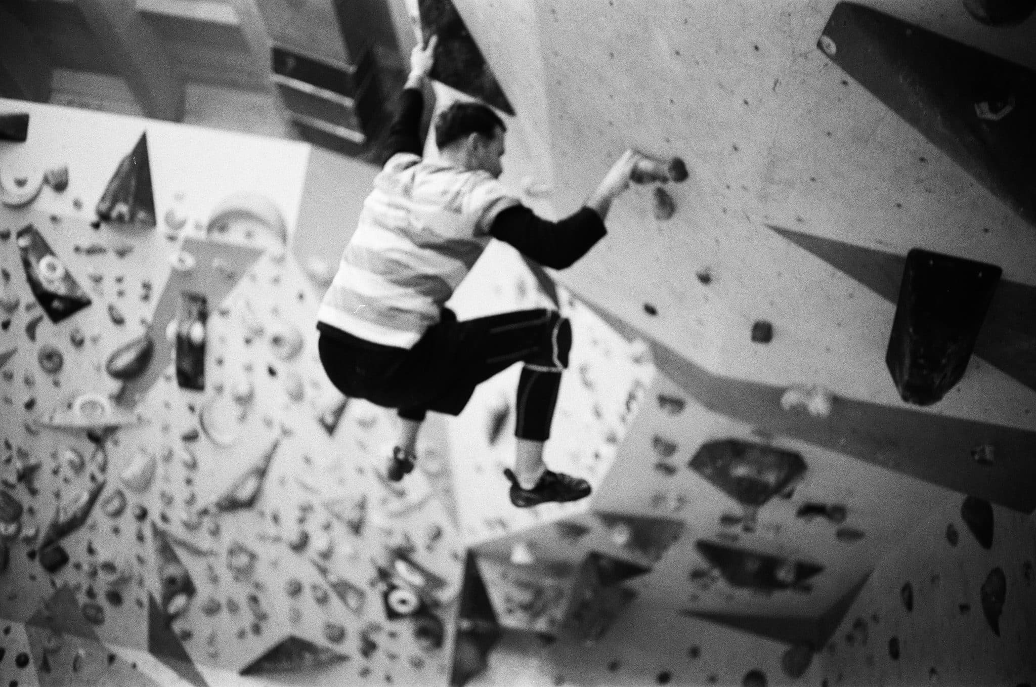 Power Bouldering for Dynamic Drive on the Wall - Training For Climbing ...